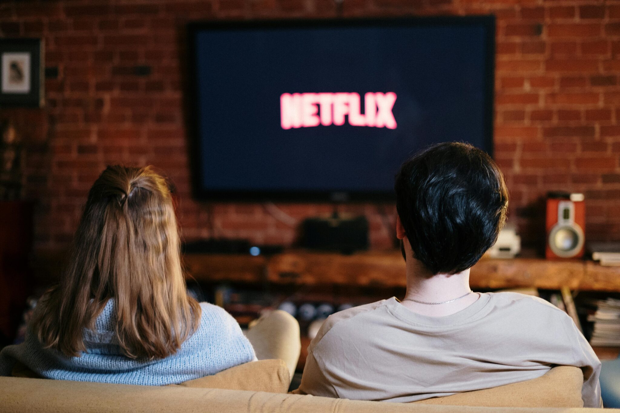 16 Must-Watch French TV Shows to Learn French in 2026 - lingoni
